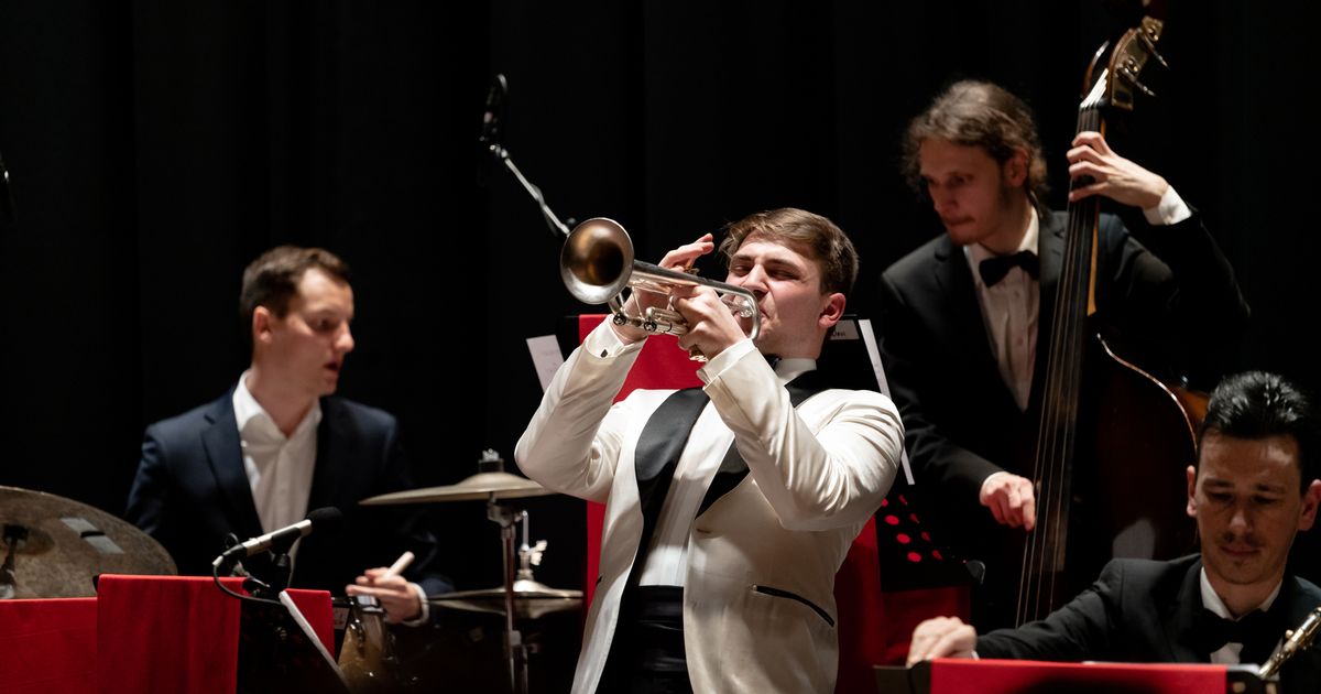 Trompeter Alexander Kuttler aus Mutters: Eigenes Jazz-Orchester mit 23 ...