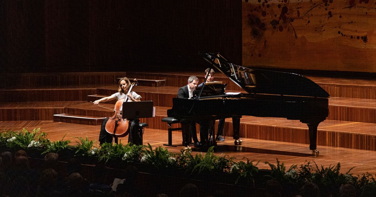 Konzert mit Cello und Piano: Zwei können ganz schön viel sein | Tiroler ...